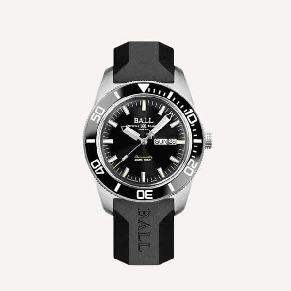 Exploring Under the Surface With the Skin Diver Watch • The Slender Wrist