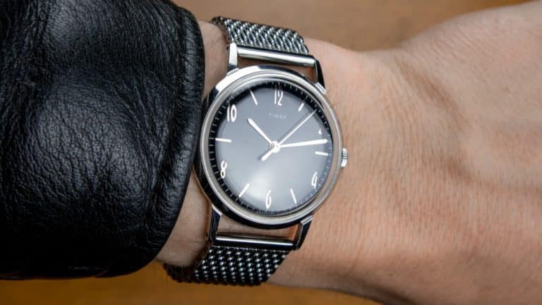 How To Get Rid of Watch Scratches With Polywatch • The Slender Wrist