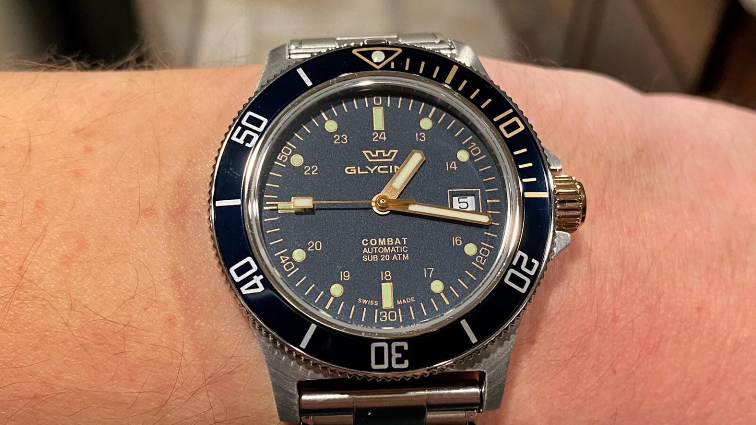 Is Apple Watch Worth It? Our Take on the Pros and Cons • The Slender Wrist