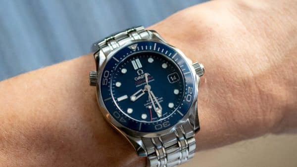 How To Buy a Watch (A Beginner's Guide) • The Slender Wrist