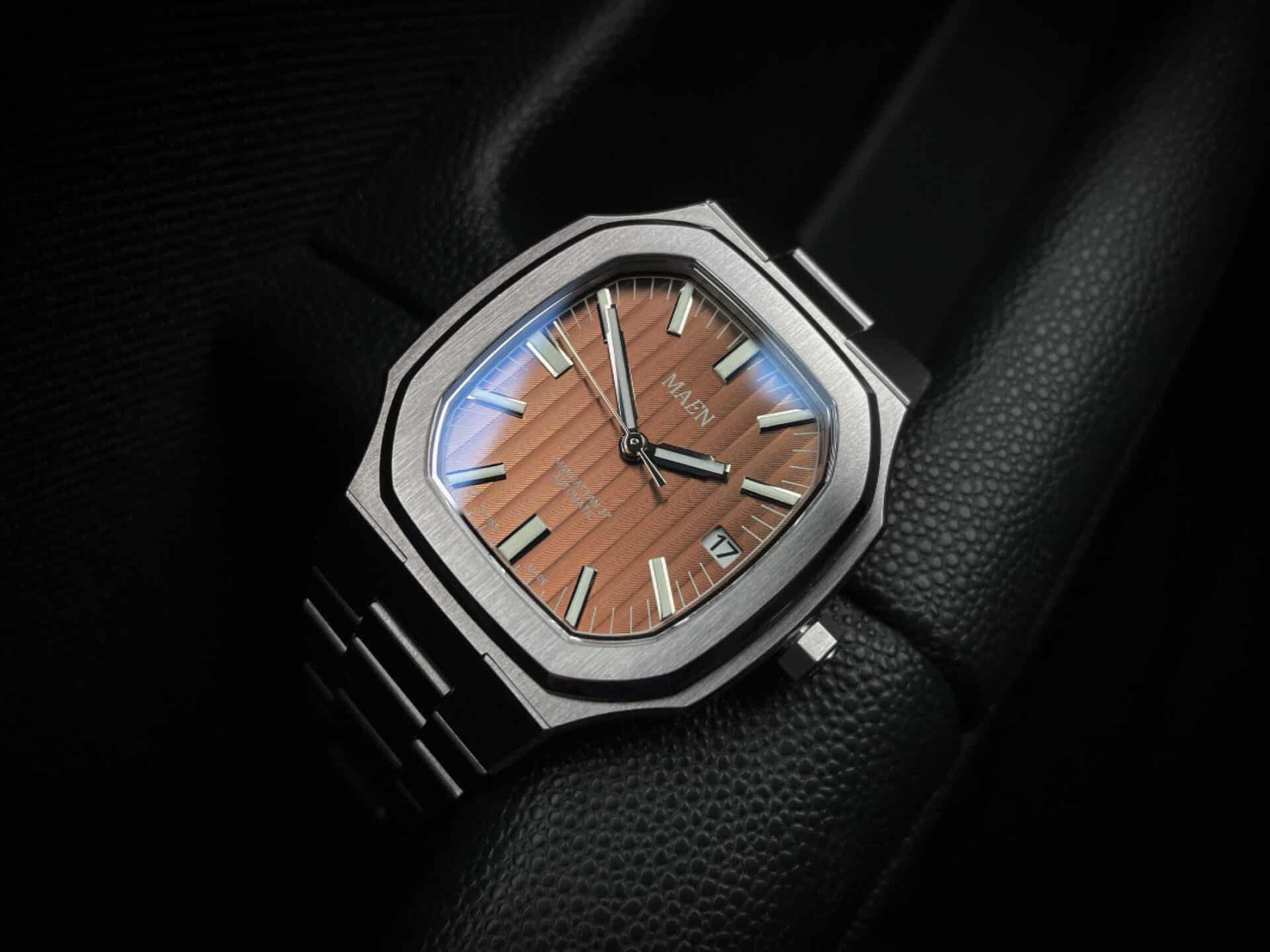 Maen Manhattan 37 Review: A Steel Sports Watch from Sweden • The ...