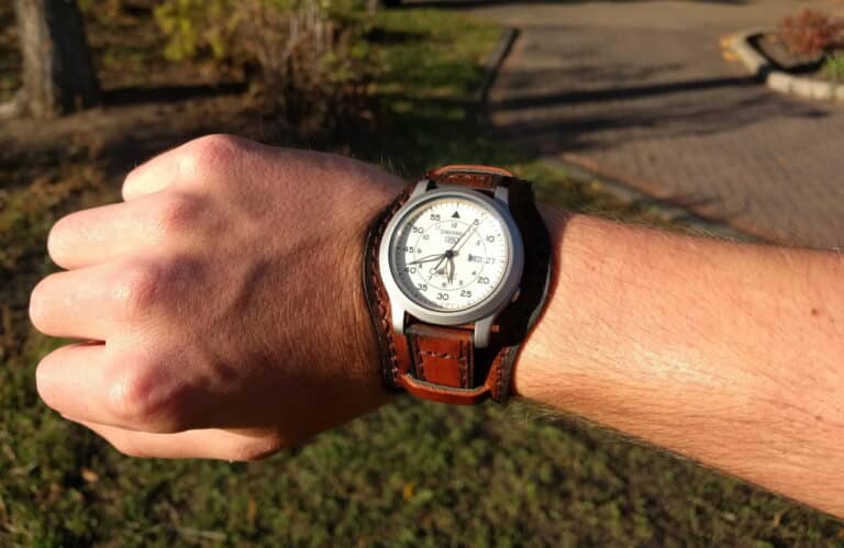 A Practical Guide to Different Watch Bracelet Types • The Slender Wrist