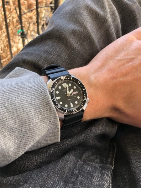 A Turtle Success — The Story of the Seiko King Turtle • The Slender Wrist