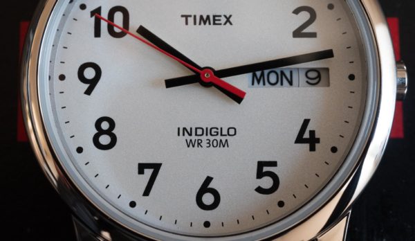 Timex T20041 Easy Reader 35mm Review: A Reliable Classic at a Great ...