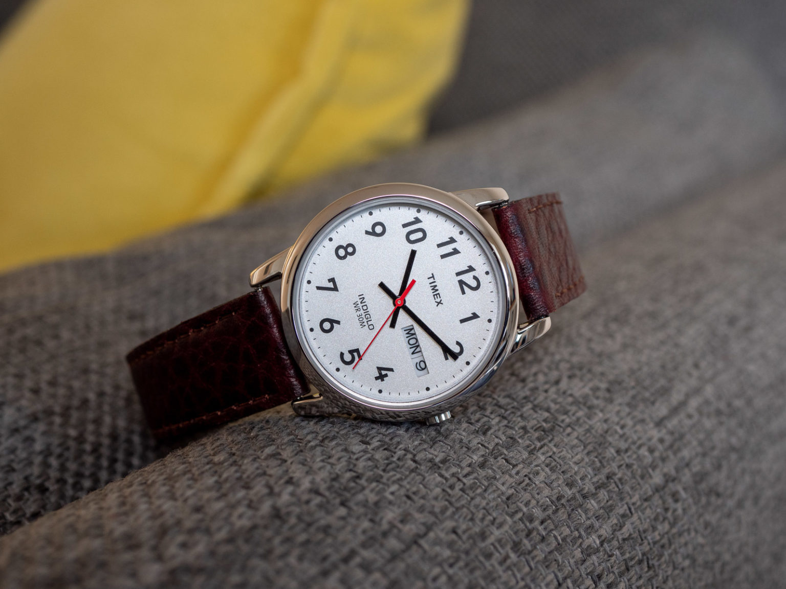 Timex T20041 Easy Reader 35mm Review: A Reliable Classic at a Great ...