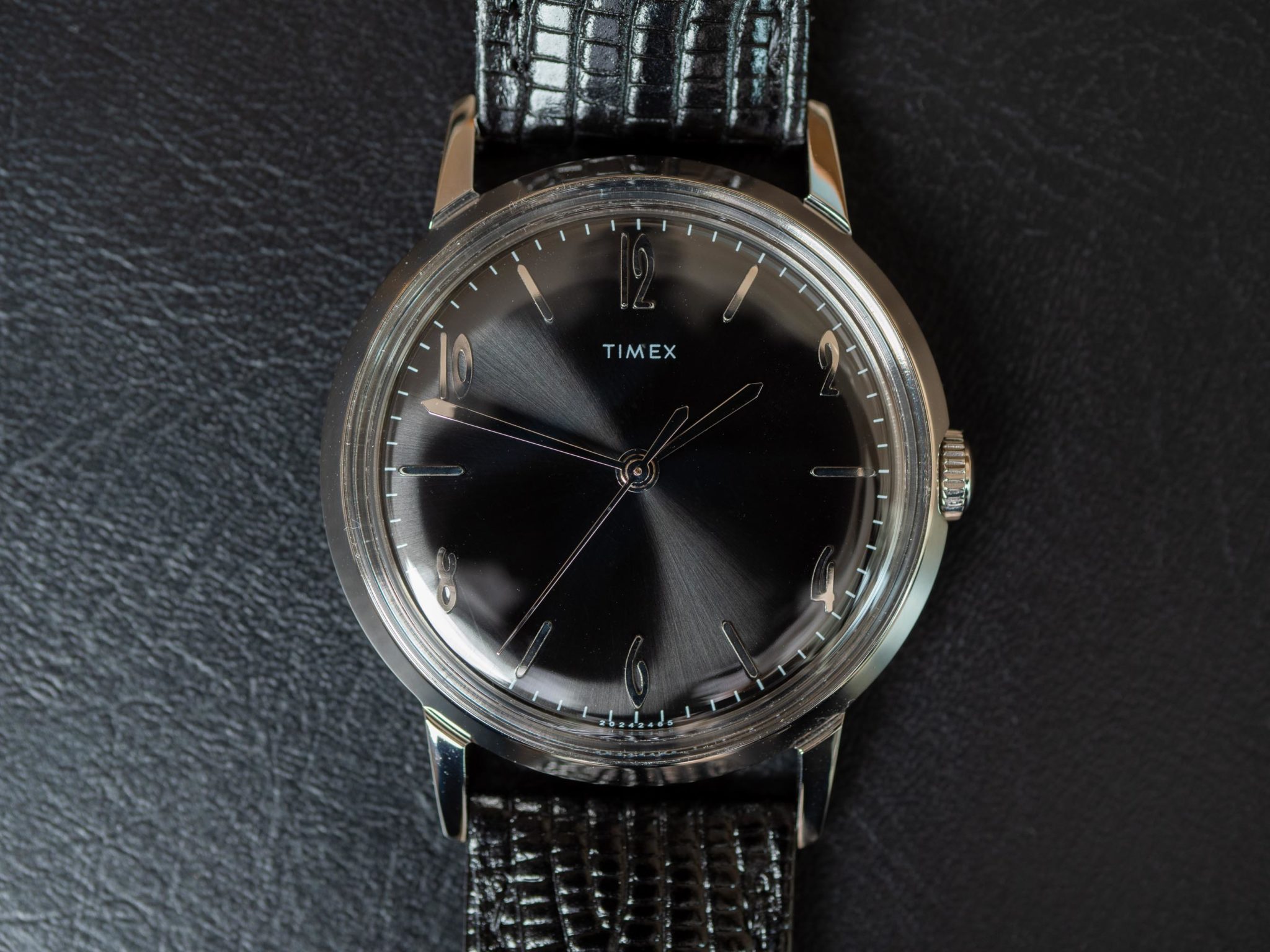 Hands-On Timex Marlin Review: A 34mm Mechanical Throwback • The Slender ...
