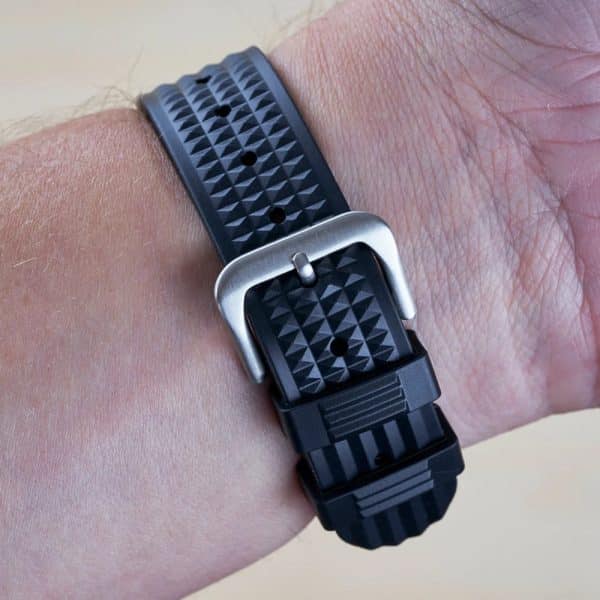 5 Best Watch Straps for the Seiko SKX013 • The Slender Wrist