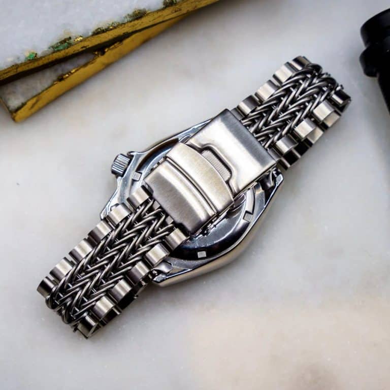 5 Best Watch Straps for the Seiko SKX013 • The Slender Wrist
