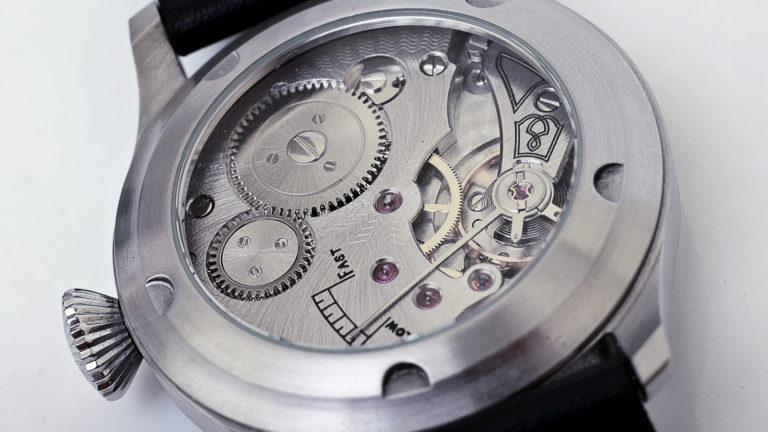 Automatic Watch Winding – The Pros and Cons • The Slender Wrist