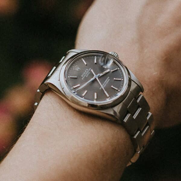 The ULTIMATE Watch Size Guide [COMPLETE] • The Slender Wrist